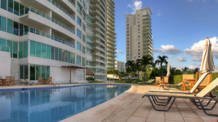 Condominio ISOLA Cancun vendo departamentos de Lujo para entrega ...