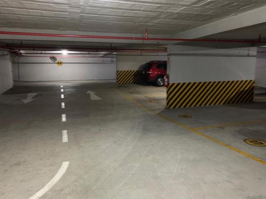 Fotos de Amplia cochera techada Dos carros lineal 26,37 m2 Amplia ...