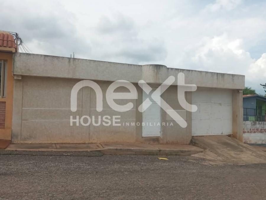 CASA CON LOCAL COMERCIAL VENTA BELLO MONTE MARACAIBO NEXT 2437/ Elida ...
